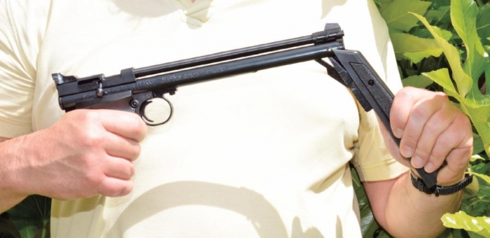 Crosman P1377 American Classic | Spring Pistol Reviews | Gun Mart