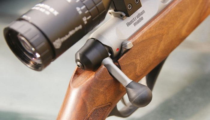 Lithgow LA101 CrossOver Walnut | Bolt Action Rifle Reviews | Gun Mart