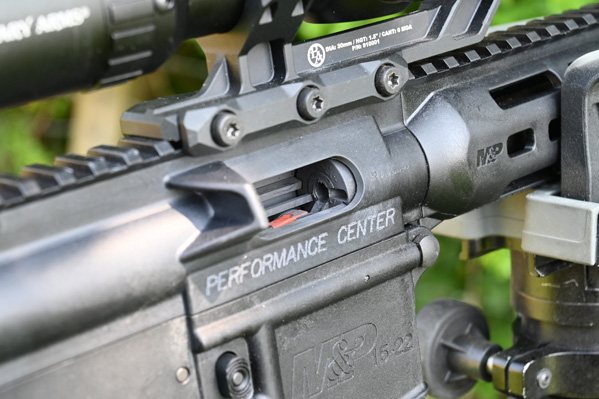 Smith & Wesson M&P 15-22 Performance Center Sport – Go-to rifle | Semi ...