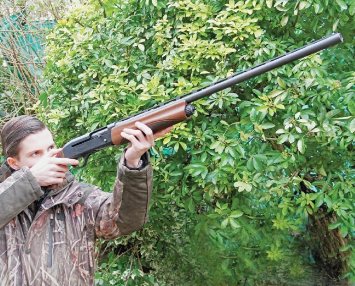 Remington V3 Walnut | Semi-Pump Shotgun Reviews | Gun Mart