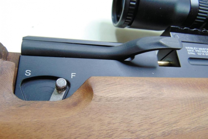 Webley Mastiff 12 | PCP Rifle Reviews | Gun Mart