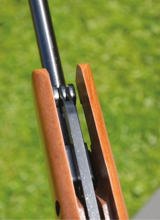 Webley VMX Classic (wood) | Spring Air Rifle Reviews | Gun Mart
